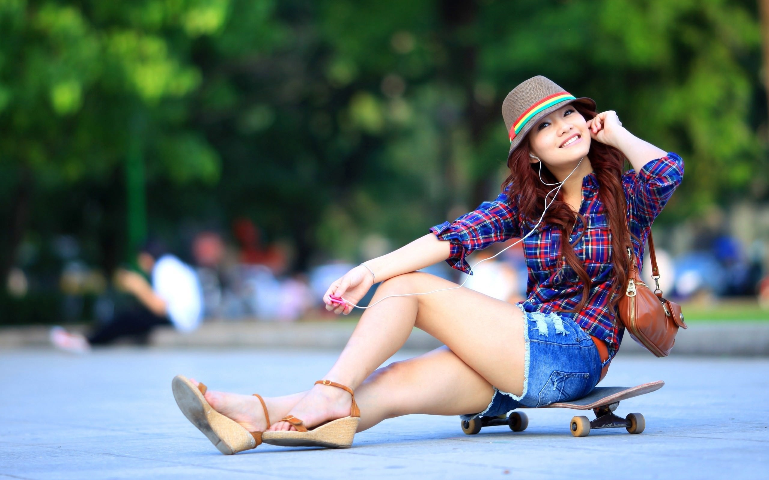 30+ Girls Wallpapers, Women, Backgrounds, Images | FreeCreatives 30+ Girls Wallpapers, Women, Backgrounds, Images | FreeCreatives